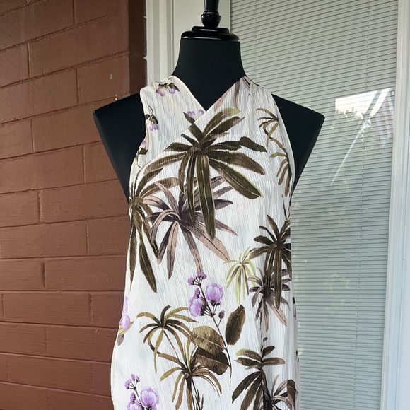 Vince | Dresses | Vince Faux Wrap Crepe Textured Tropical Print ...